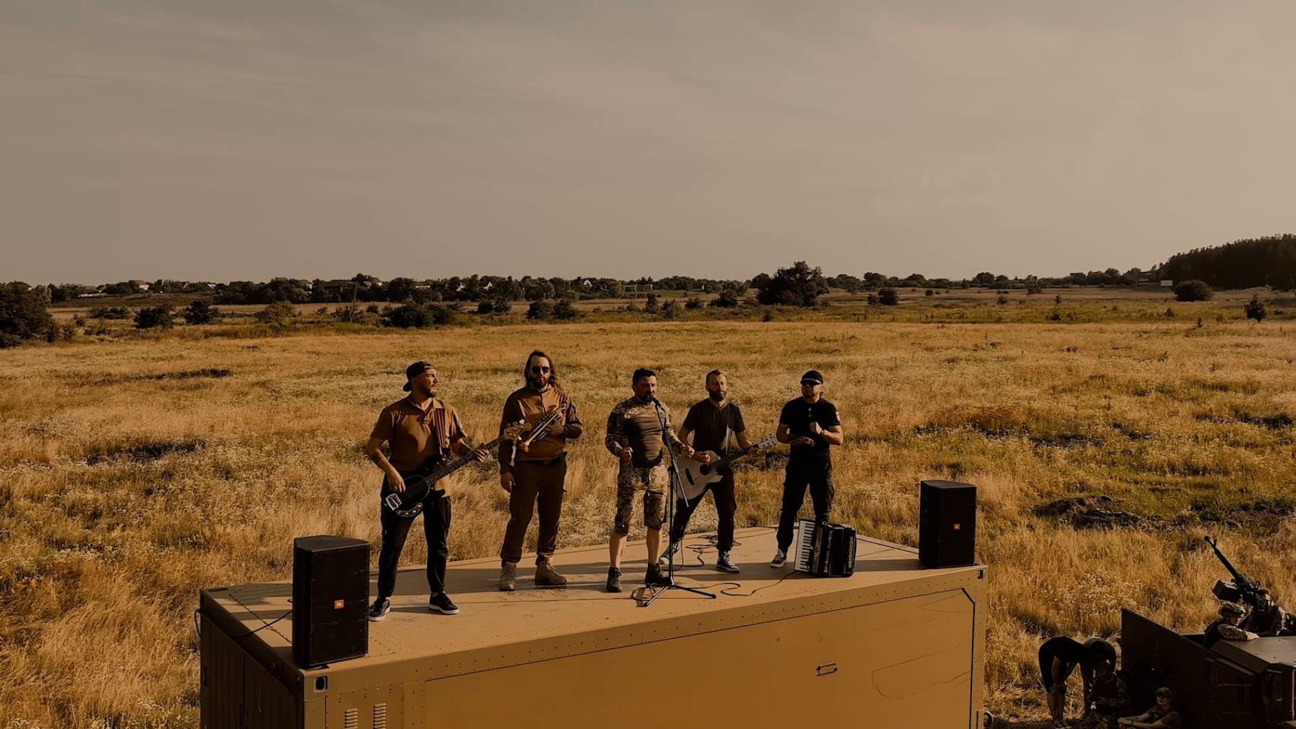 Український рок-гурт «Kozak System» презентував кліп до гімну штурмової ...